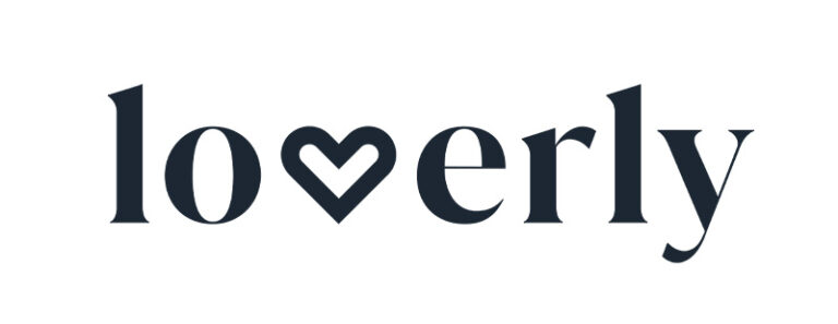 Alexis Scott Designs - Custom Wedding Invitations and Personal Stationery